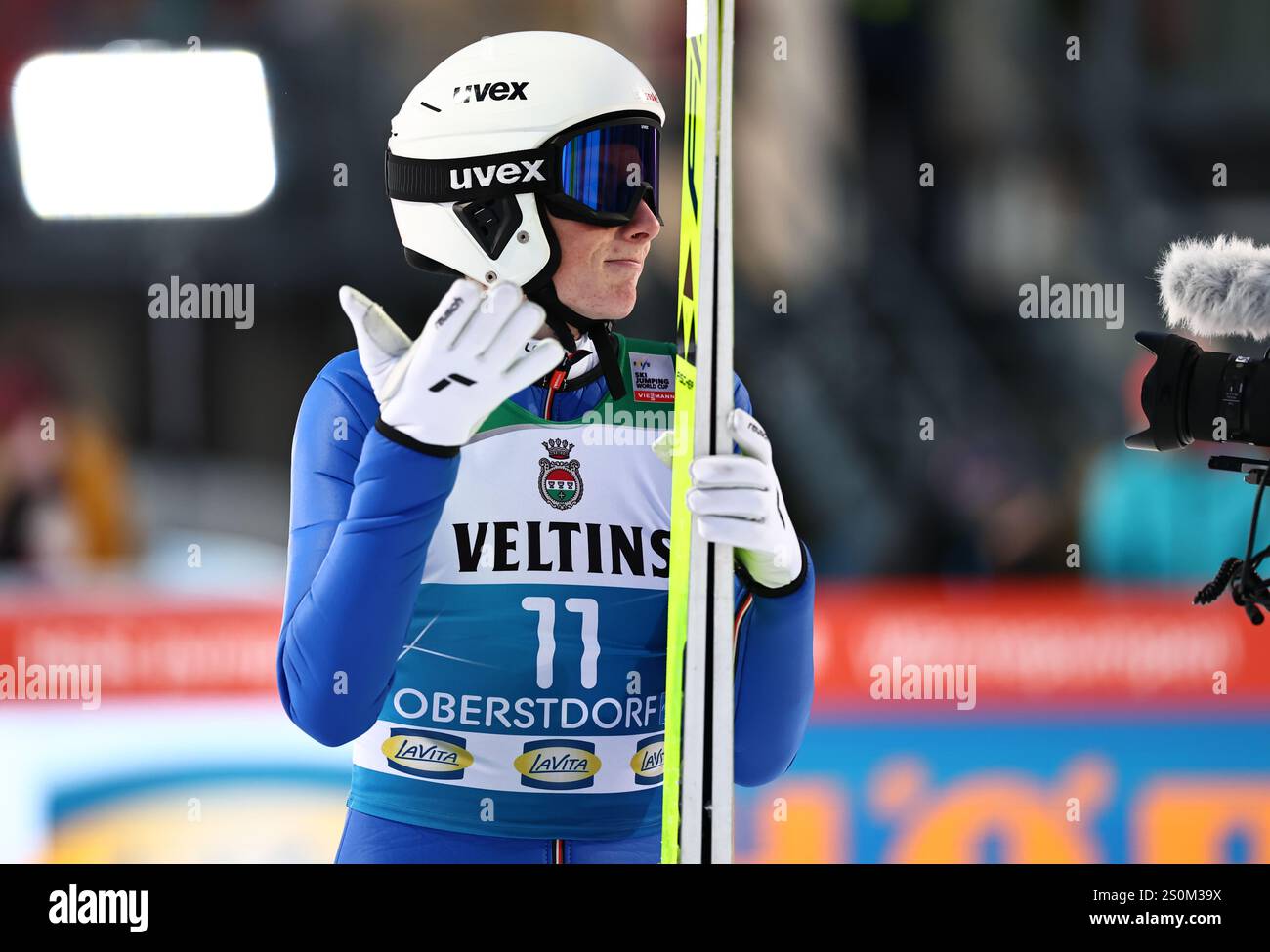 Oberstdorf, Germany. 28th Dec, 2024. Nordic skiing/ski jumping: Four ...