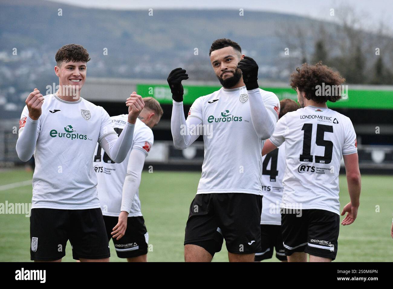 Merthyr, UK. 28th Dec, 2024. Kane Simpson of Merthyr Town (c ...