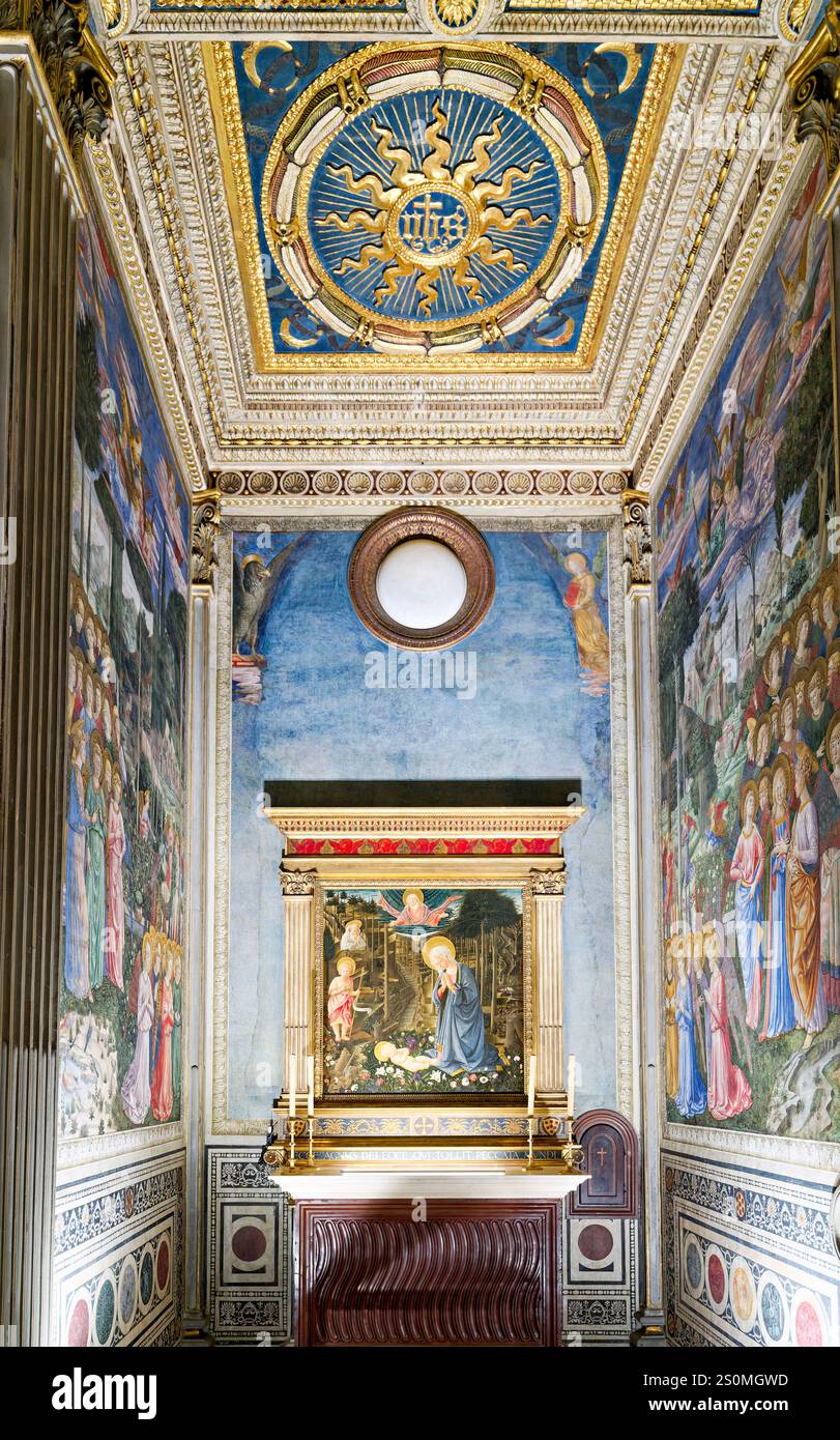 Renaissance palace in florence hi-res stock photography and images - Alamy