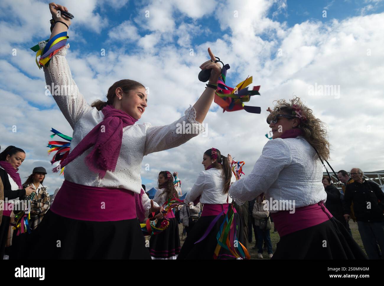 Malaga, Spain. 28th Dec, 2024. Women wearing traditional costumes are ...