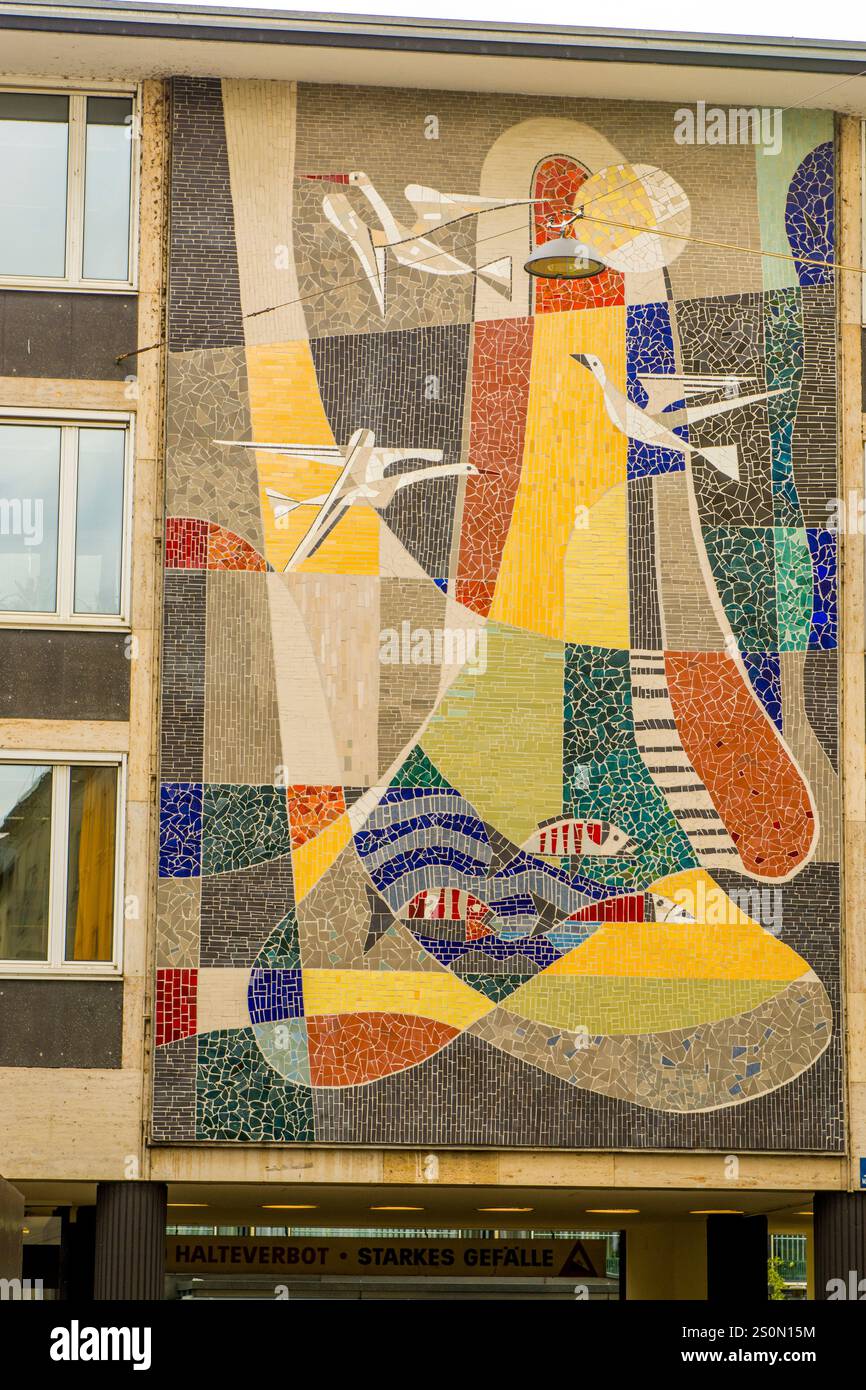 Artwork wall murals on buildings, Munich, Bavaria, Germany Stock Photo ...