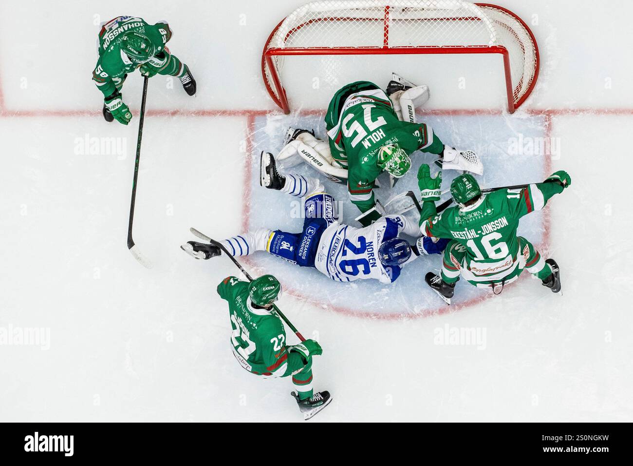 Leksand, Sverige. 28th Dec, 2024. 241228 Rögles Filip Johansson och ...