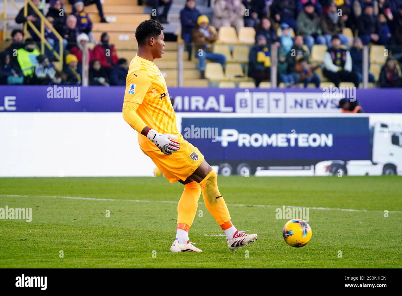 Parma, Italy. 28th Dec 2024. Zion Suzuki (Parma Calcio) during the ...