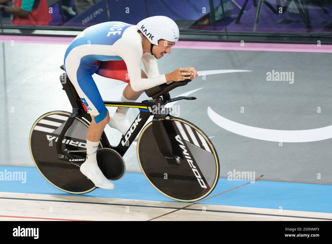 Alexandre Leaute of France winning the men's C2 individual pursuit at ...
