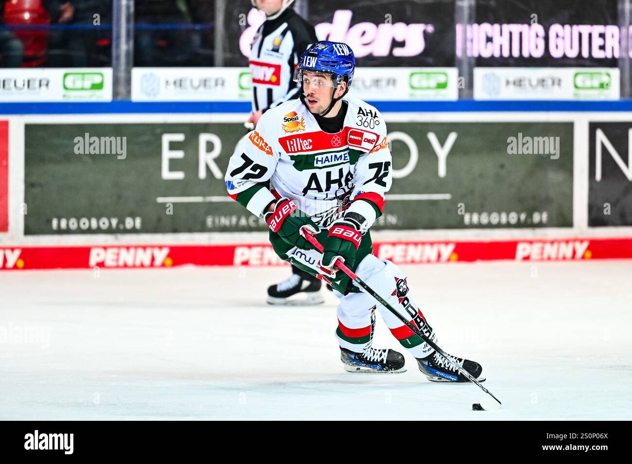 Riley McCourt (Augsburger Panther, #72), GER, Iserlohn Roosters vs ...