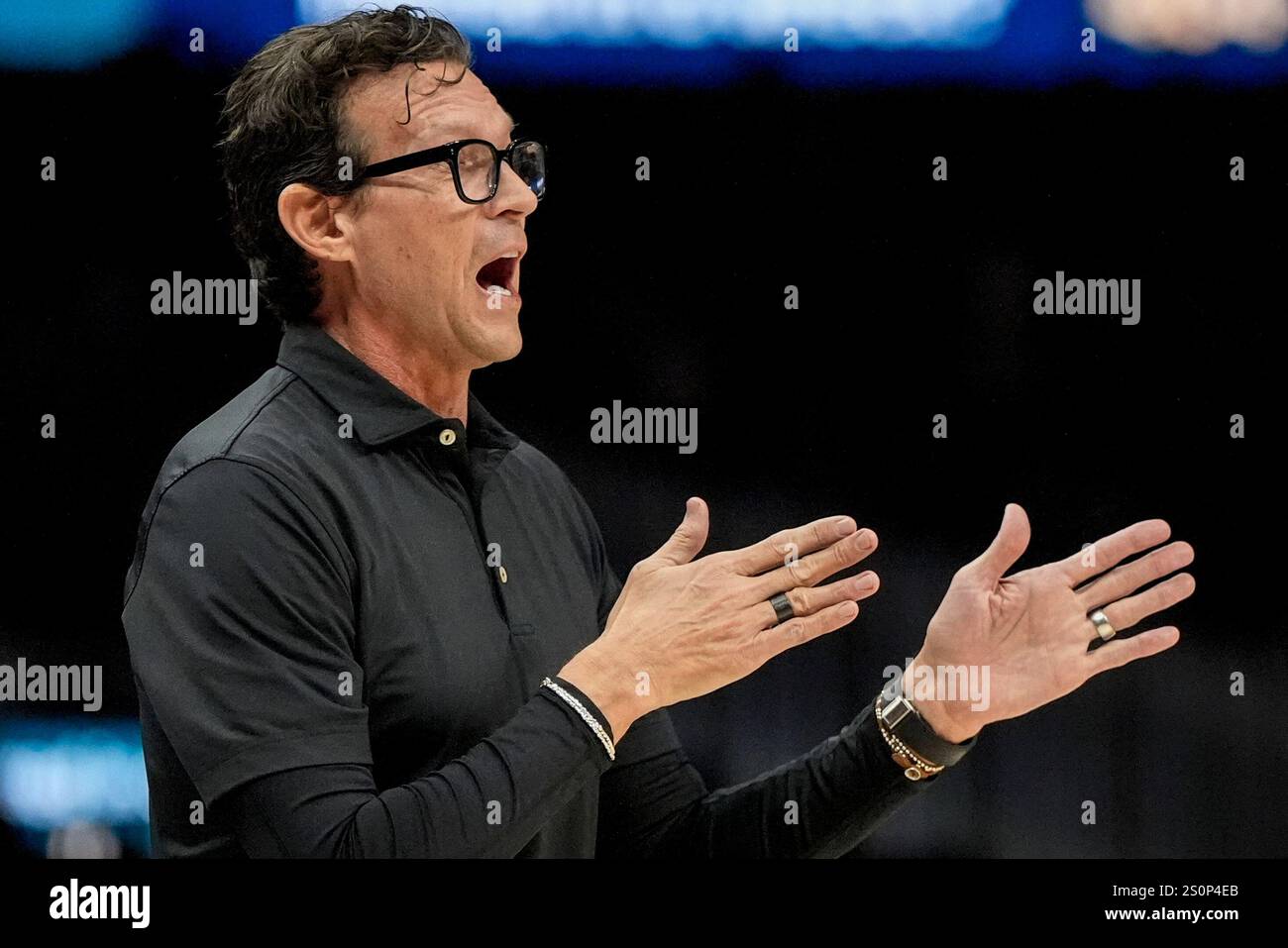 Atlanta Hawks head coach Quin Snyder speaks to players during the first ...