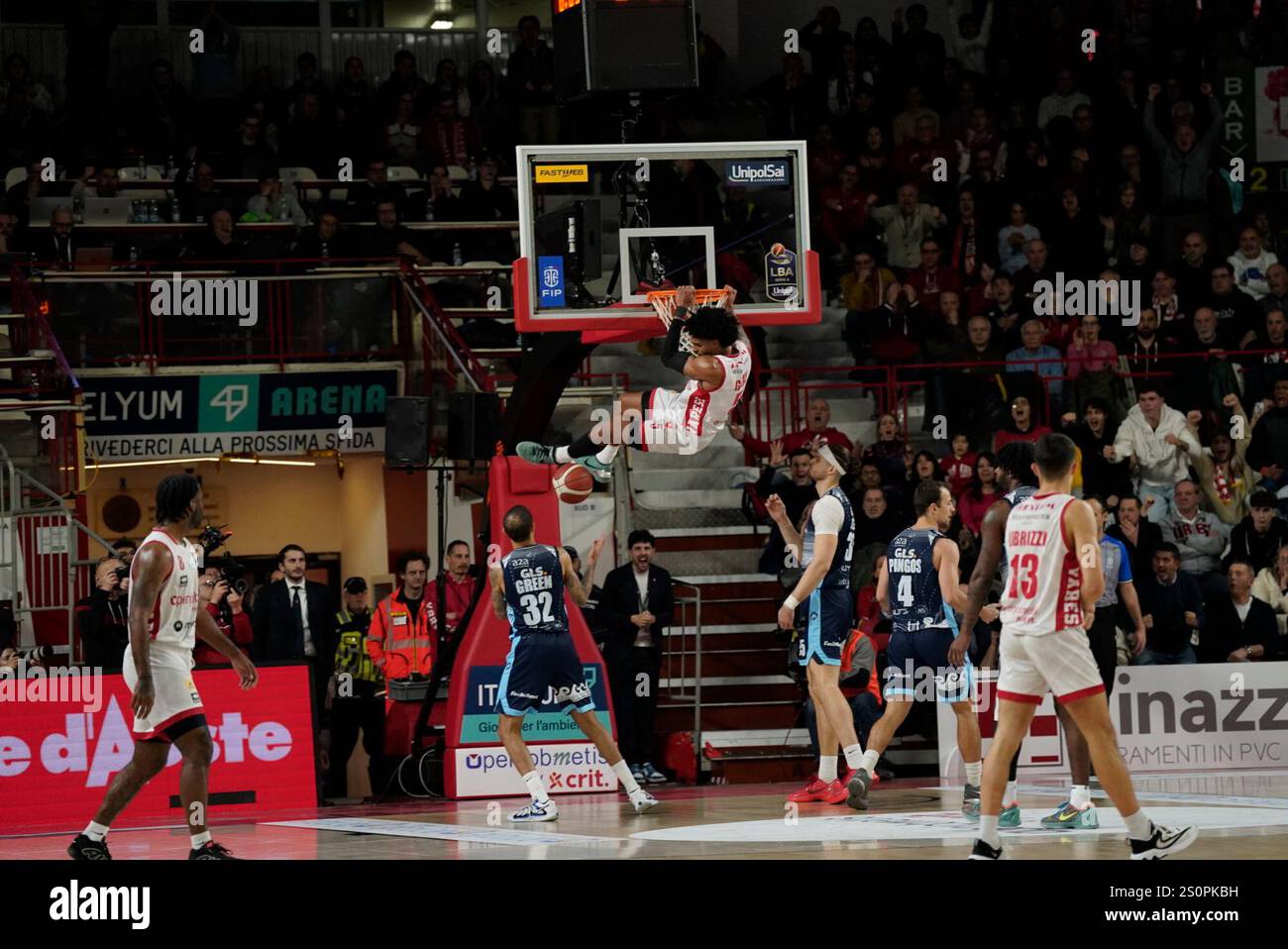 Varese, Italy. 28th Dec, 2024. Gray (openjob metis Varese) dunk ...
