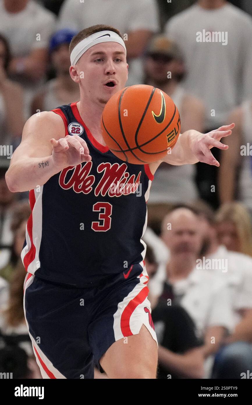 Mississippi guard Sean Pedulla (3) plays during the second half of an ...