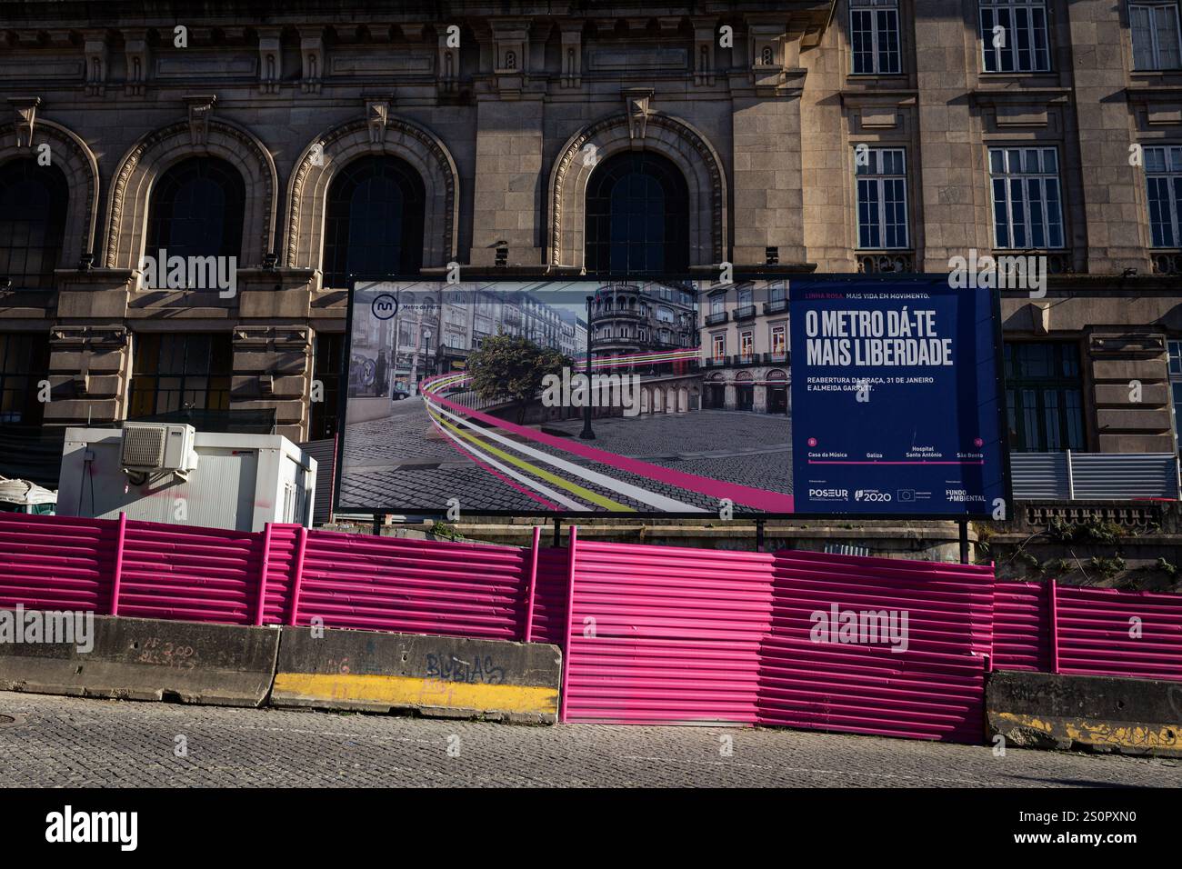 Porto, Portugal. 20th Dec, 2024. A huge banner that says ''Metro Gives ...