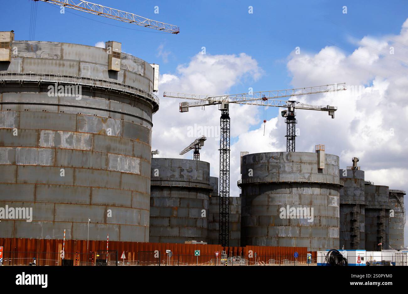 Petrochemical tanks in a harbour, Rotterdam, The Netherlands Stock ...