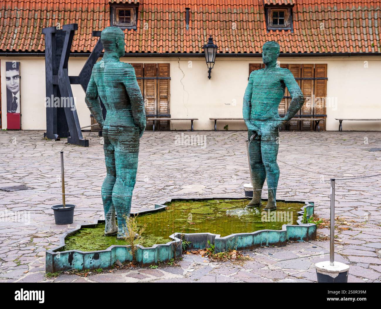 David Cerny's sculpture called "Piss", two men urinating statue at the ...