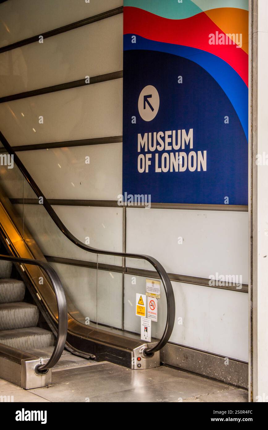 London roman artifacts hi-res stock photography and images - Alamy