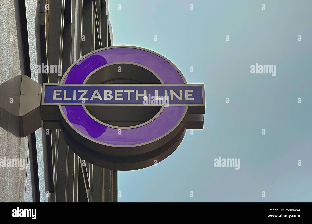 Elizabeth line train sign hi-res stock photography and images - Alamy