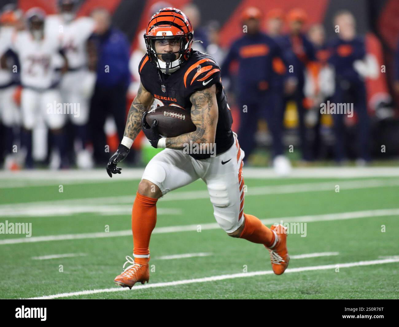 Cincinnati, USA. 28th Dec, 2024. December 28, 2024: Cincinnati Bengals ...
