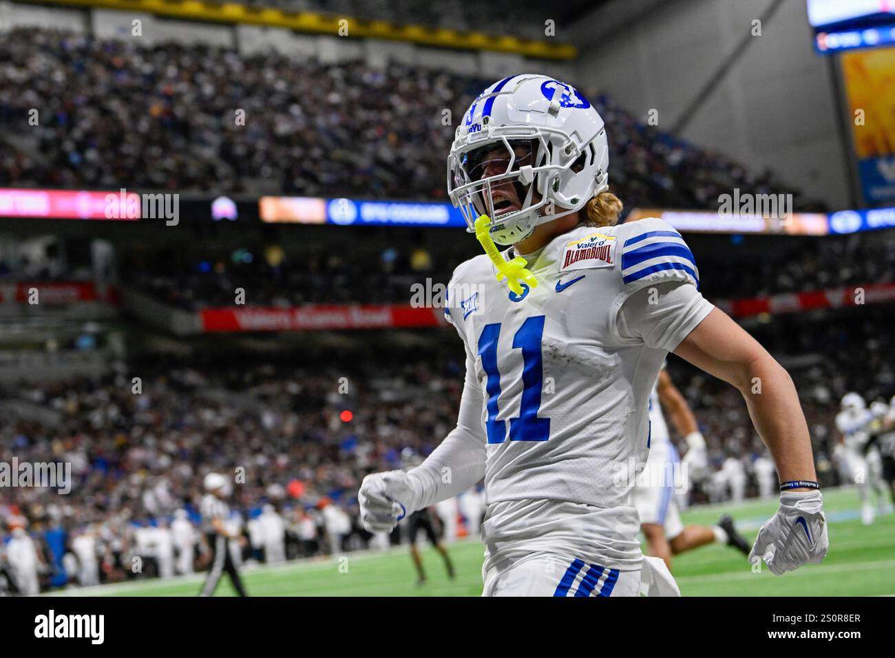 SAN ANTONIO, TX - DECEMBER 28: Brigham Young Cougars wide receiver ...