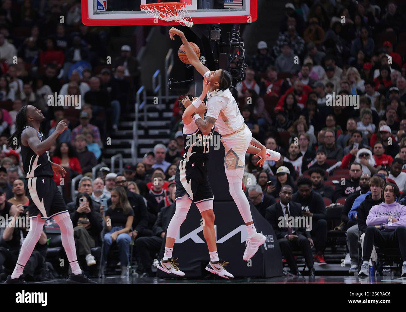 CHICAGO, IL - DECEMBER 28: Chicago Bulls forward Dalen Terry slam dunks ...
