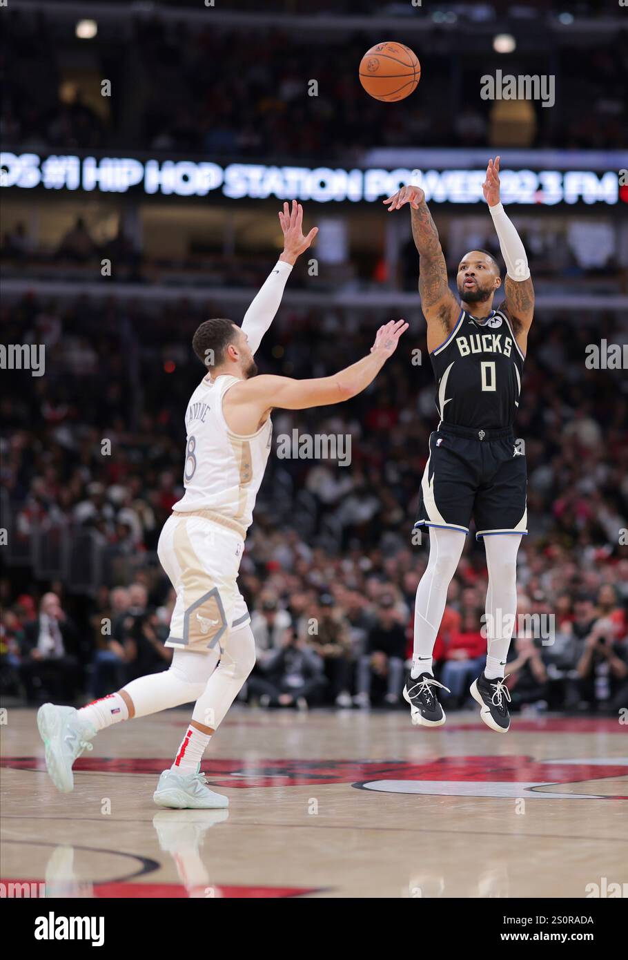 CHICAGO, IL - DECEMBER 28: Milwaukee Bucks guard Damian Lillard shoots ...