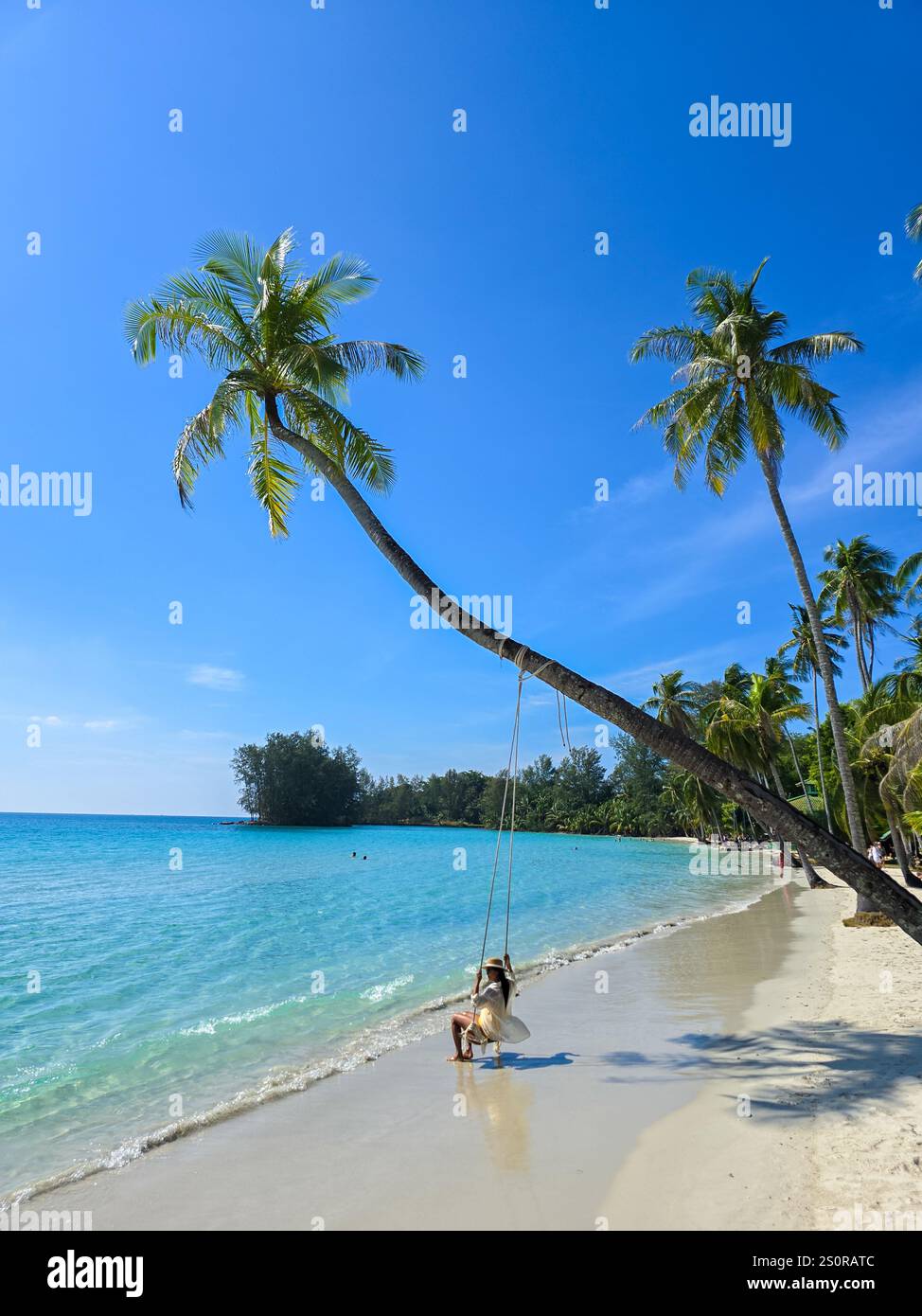 Crystal clear moment captured hi-res stock photography and images - Alamy