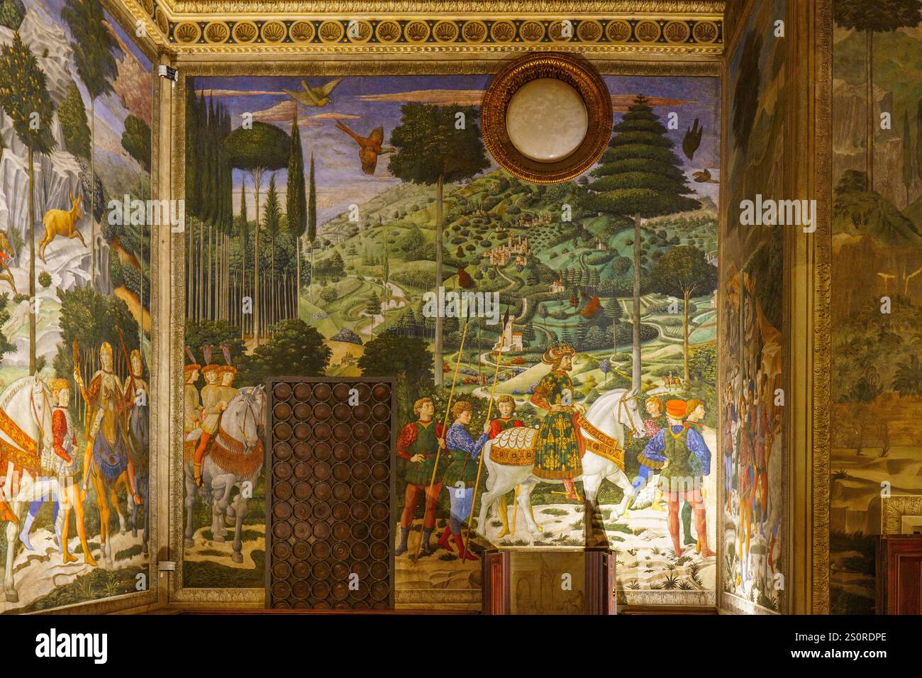 Florence, Italy, January 5, 2024: The Procession of the Magi Stock ...