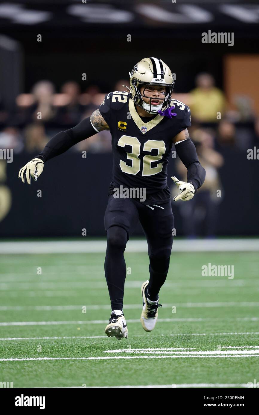 New Orleans Saints safety Tyrann Mathieu (32) defends during an NFL ...