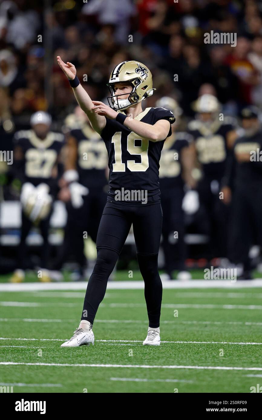 New Orleans Saints place kicker Blake Grupe (19) lines up a kick during ...