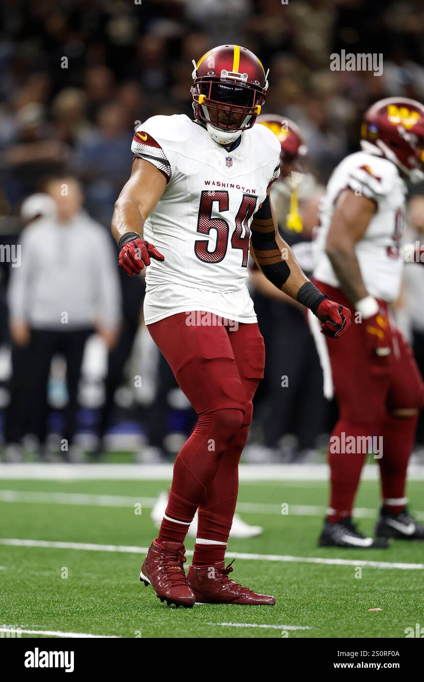 Washington Commanders linebacker Bobby Wagner (54) waits for play to ...