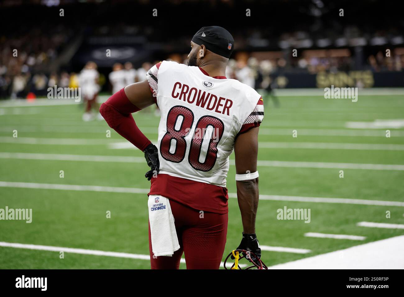 Washington Commanders wide receiver Jamison Crowder (80) wears an ...