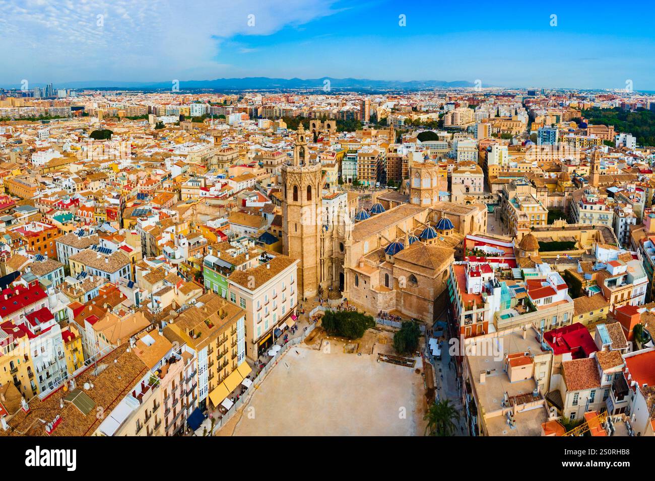 Valencia Metropolitan Cathedral or Basilica of the Assumption of Our ...