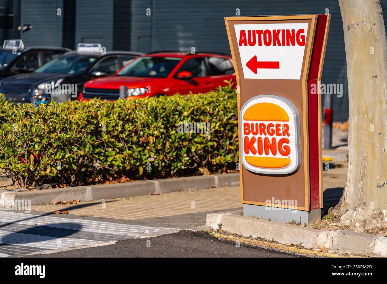 Madrid, Spain, December 21, 2024: Way sign to pick up the Burger King ...