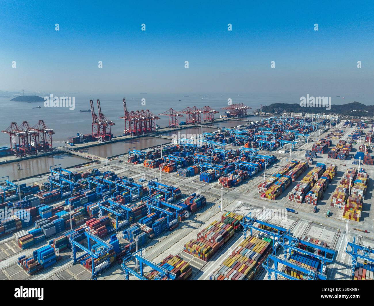 Ningbo, China. 29th Dec, 2024. NINGBO, CHINA - DECEMBER 29, 2024 ...