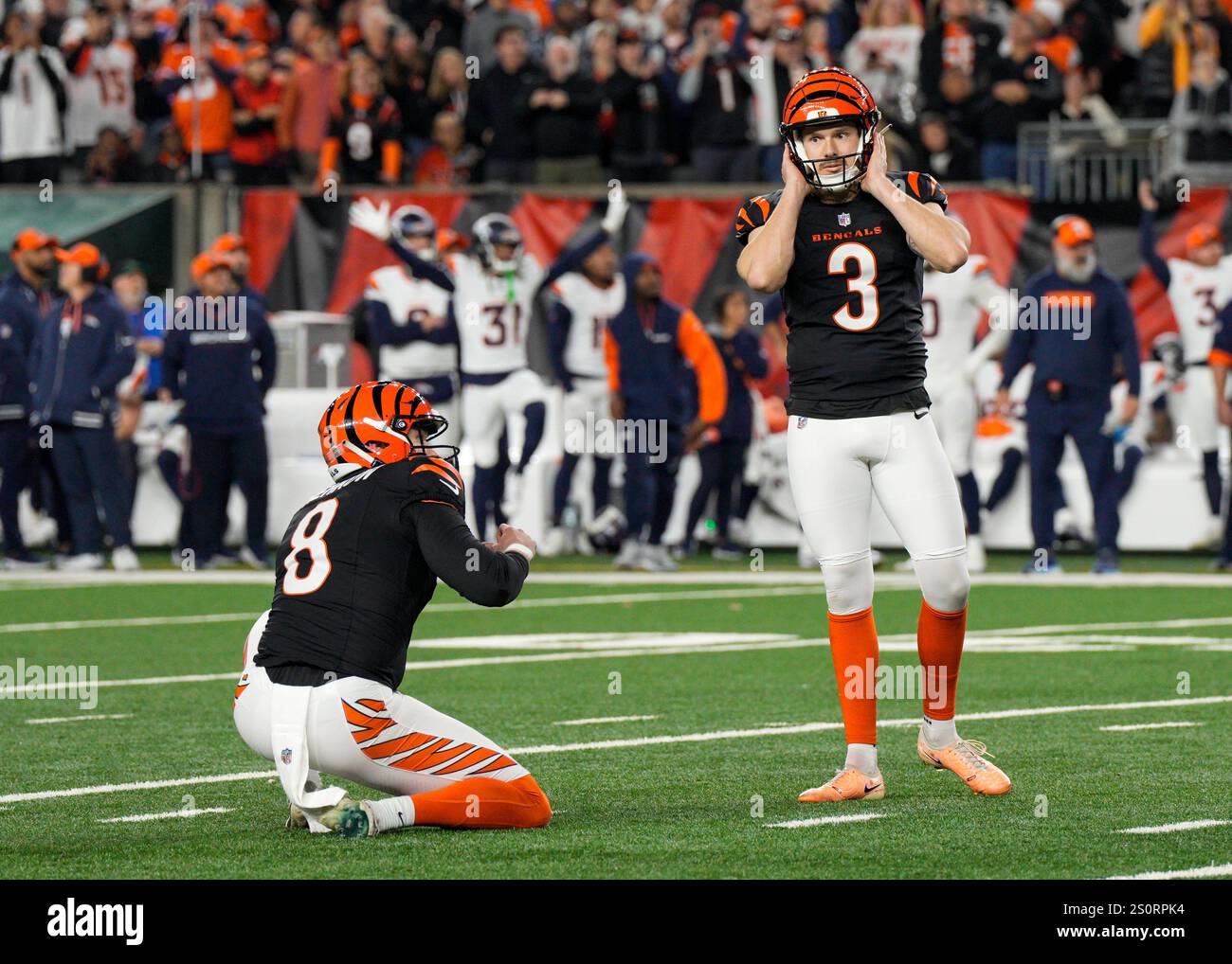 Cincinnati Bengals place kicker Cade York (3) reacts after missing a ...