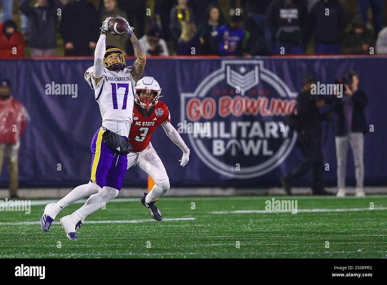 Annapolis, Maryland, U.S.A. 29th Dec, 2024. East Carolina Pirates wide ...