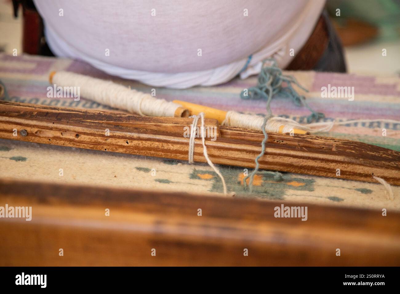 Atelier and machinery for the artisanal production of Mexican rugs in ...