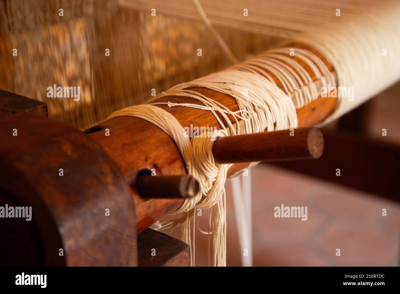 Atelier and machinery for the artisanal production of Mexican rugs in ...