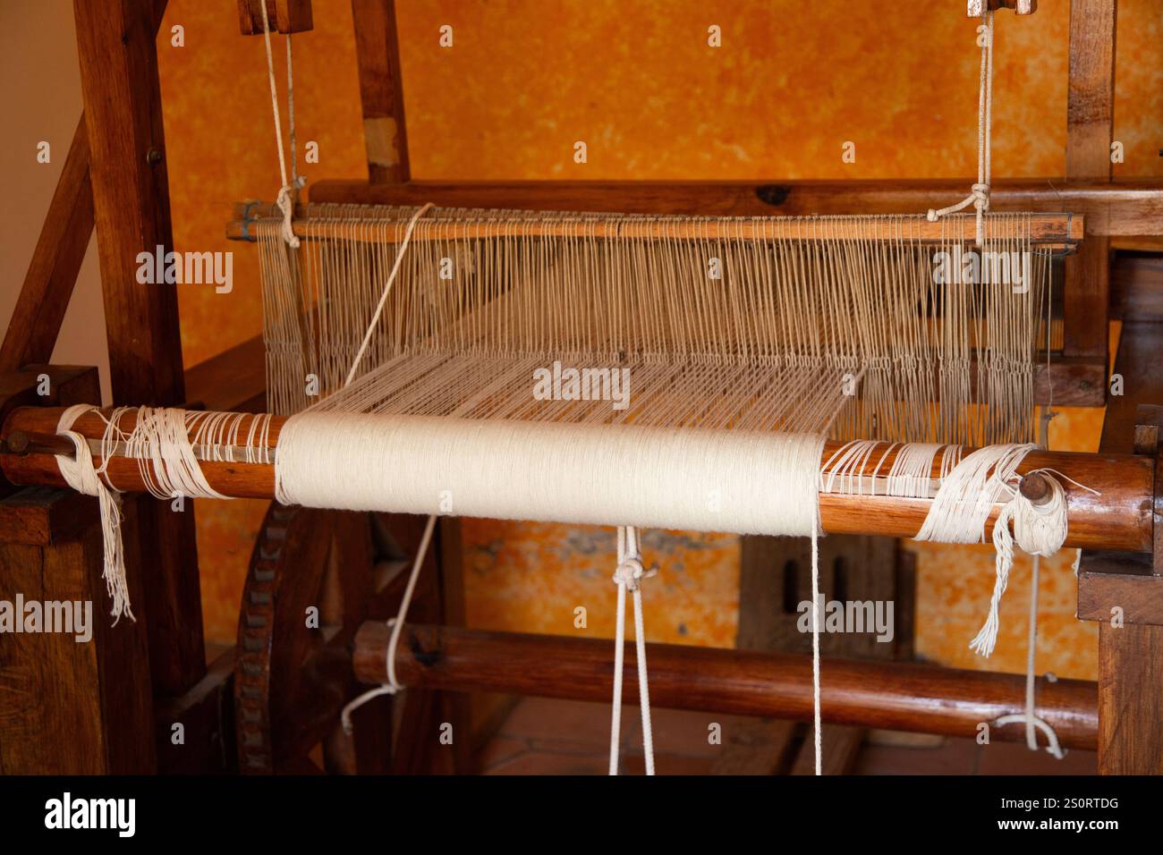 Atelier and machinery for the artisanal production of Mexican rugs in ...