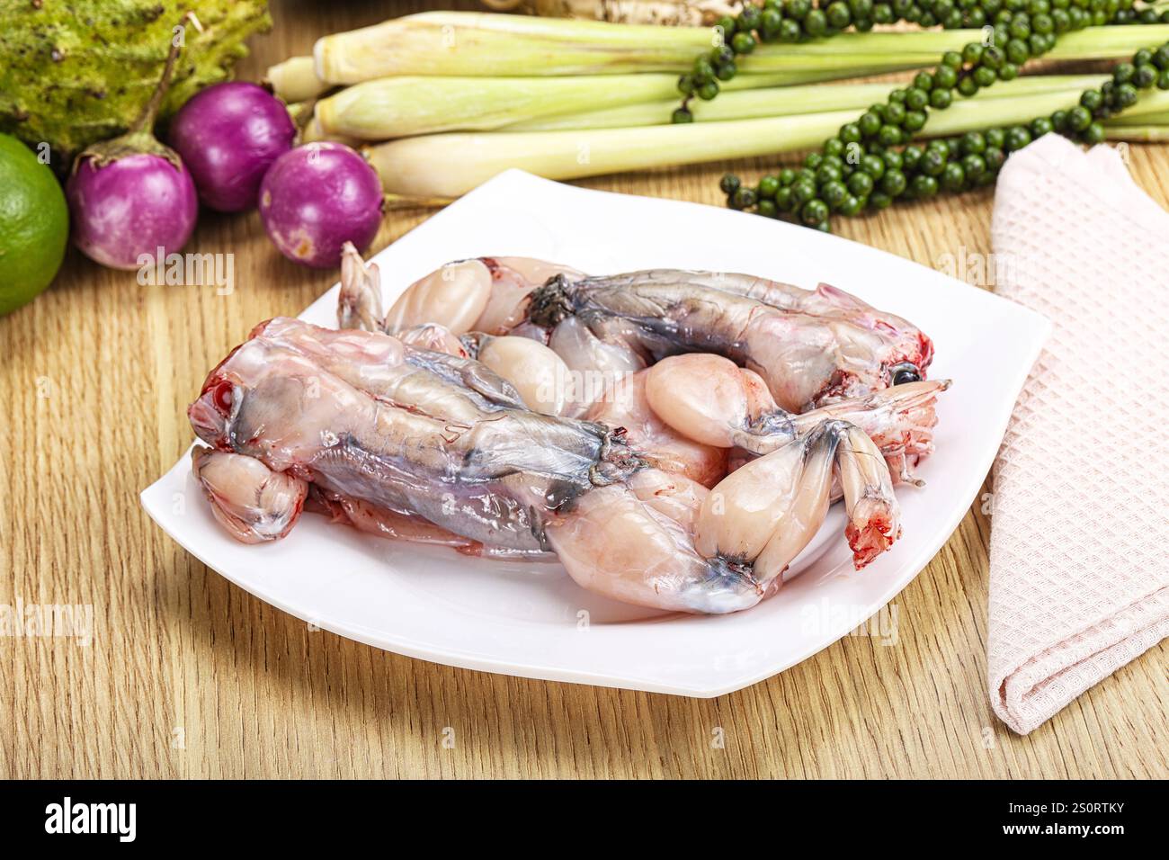 Delicous fresh raw uncooked frog in the bowl Stock Photo - Alamy