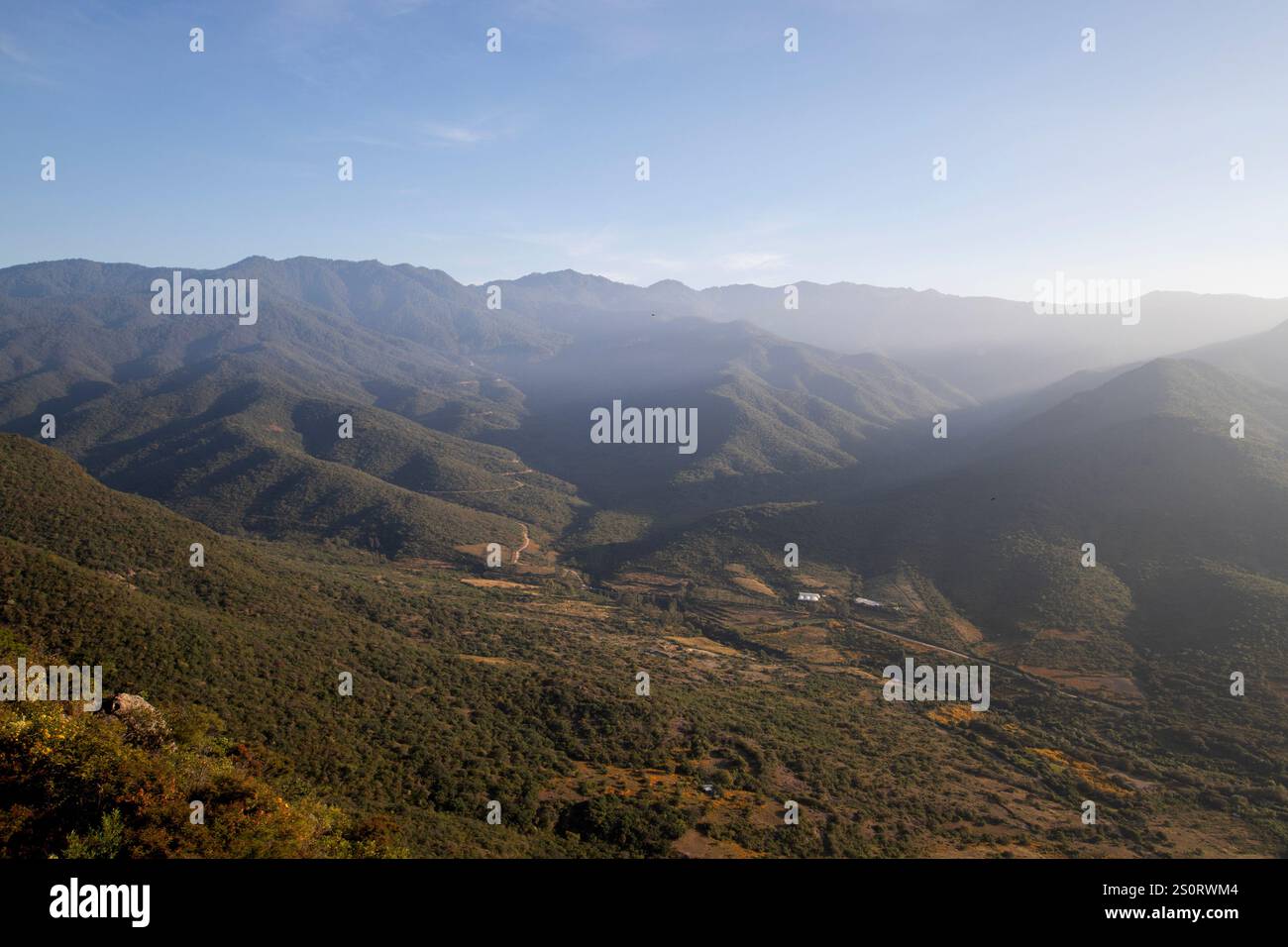 Views of the mountains and vegetation of the southern sierra of the ...