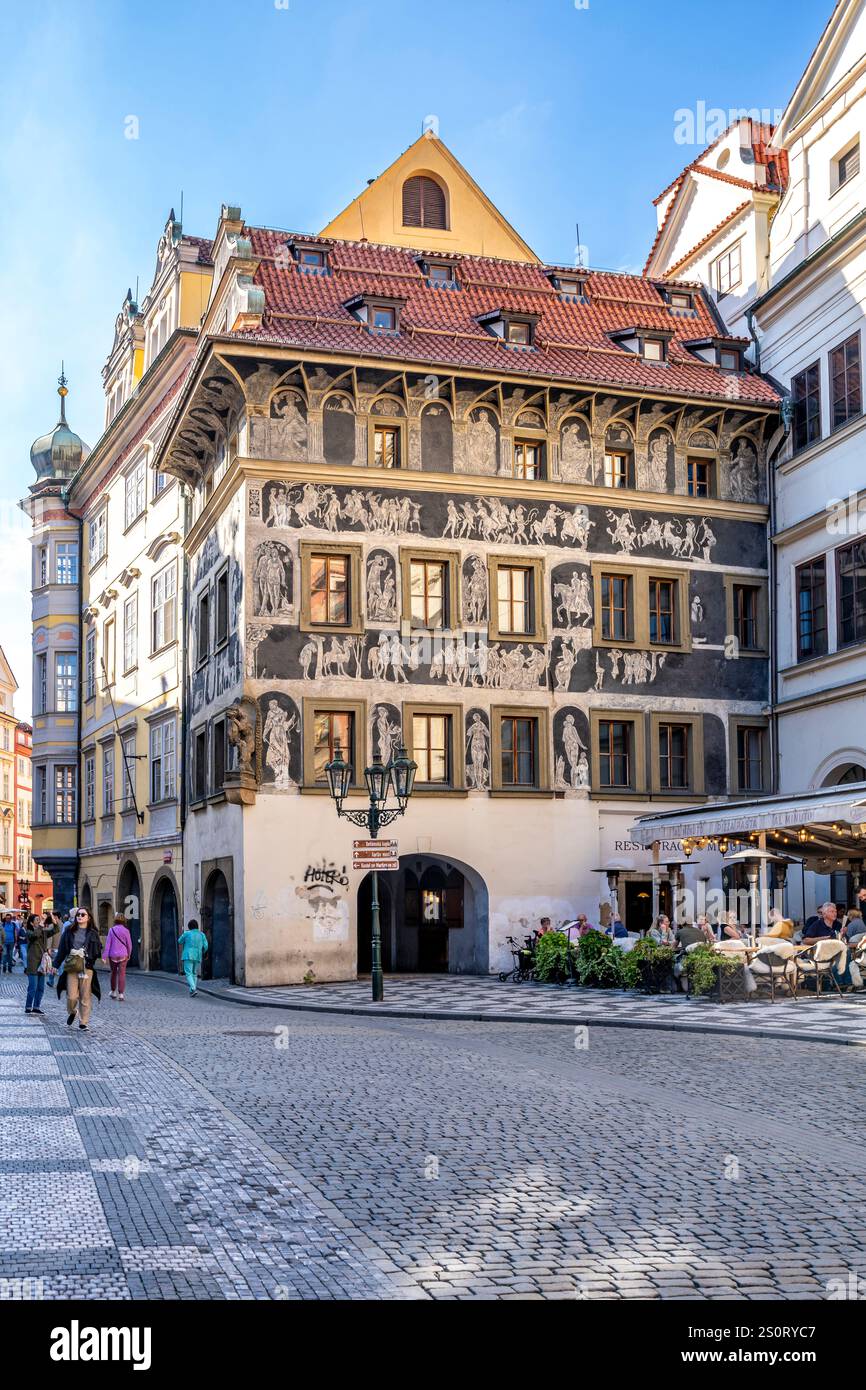 Facade with sgraffito of House at the Minute (in Czech "Dům U Minuty ...