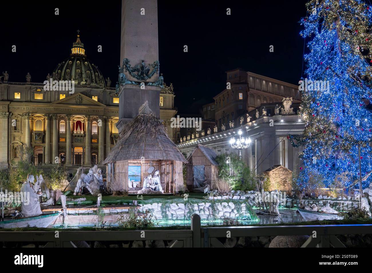 Christmas atmosphere in the city of Rome. Rome, Italy - December 25 ...