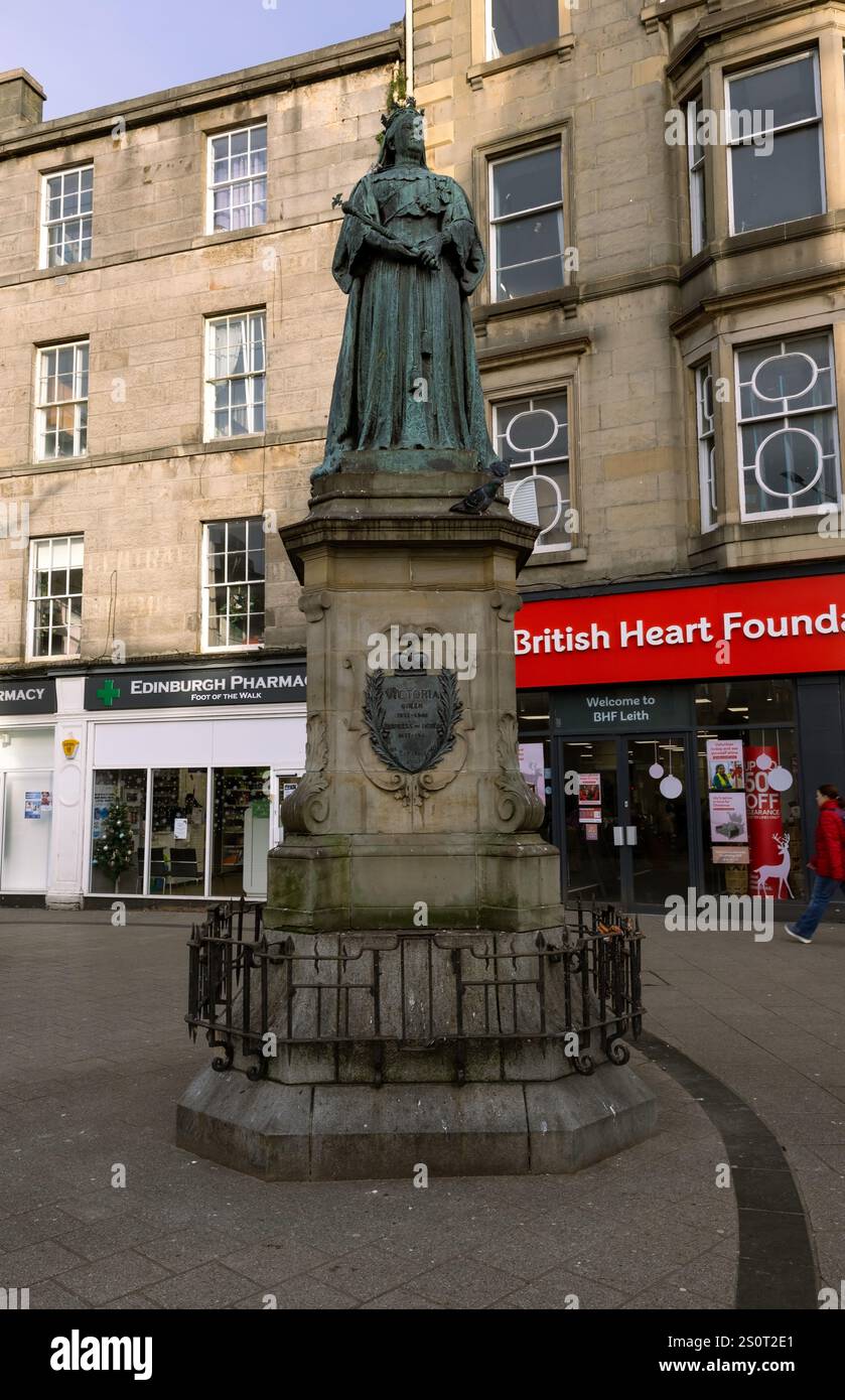 Queen Victoria Statue, Leith Walk, Leith, Edinburgh, Scotland, UK Stock ...