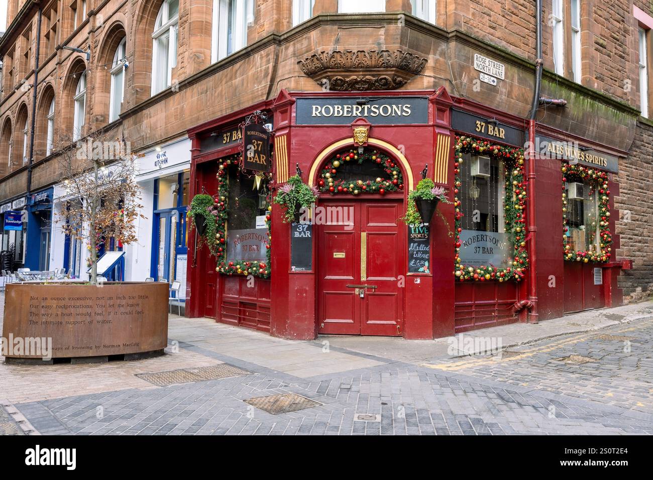 Pub closed for Christmas Day and reopens on Boxing Day, Edinburgh ...