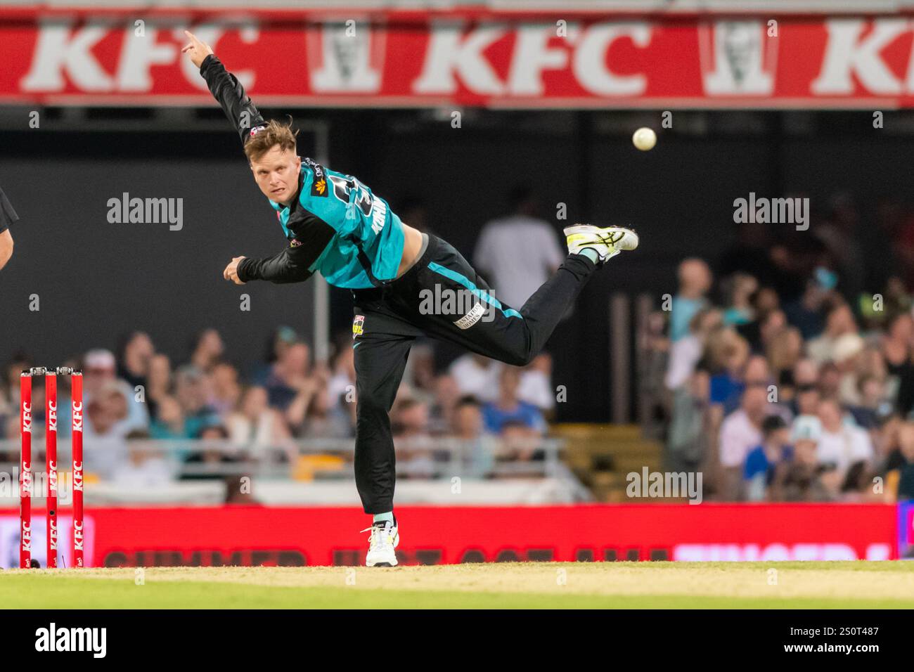 Brisbane, Australia. 29th Dec 2024. Matthew Kuhnemann of Brisbane Heat ...
