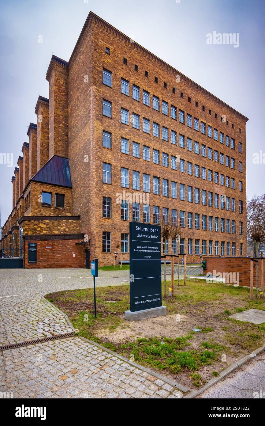 Berlin Wedding, Lichtwarte Berlin, LEA Landesamt für Einwanderung ...