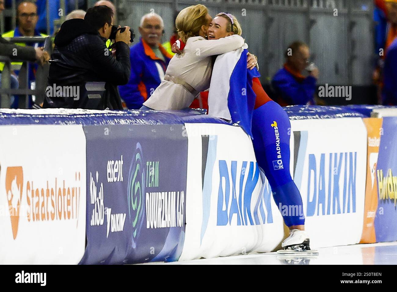 HEERENVEEN - Joy Beune cheers after winning the Dutch all-round speed ...