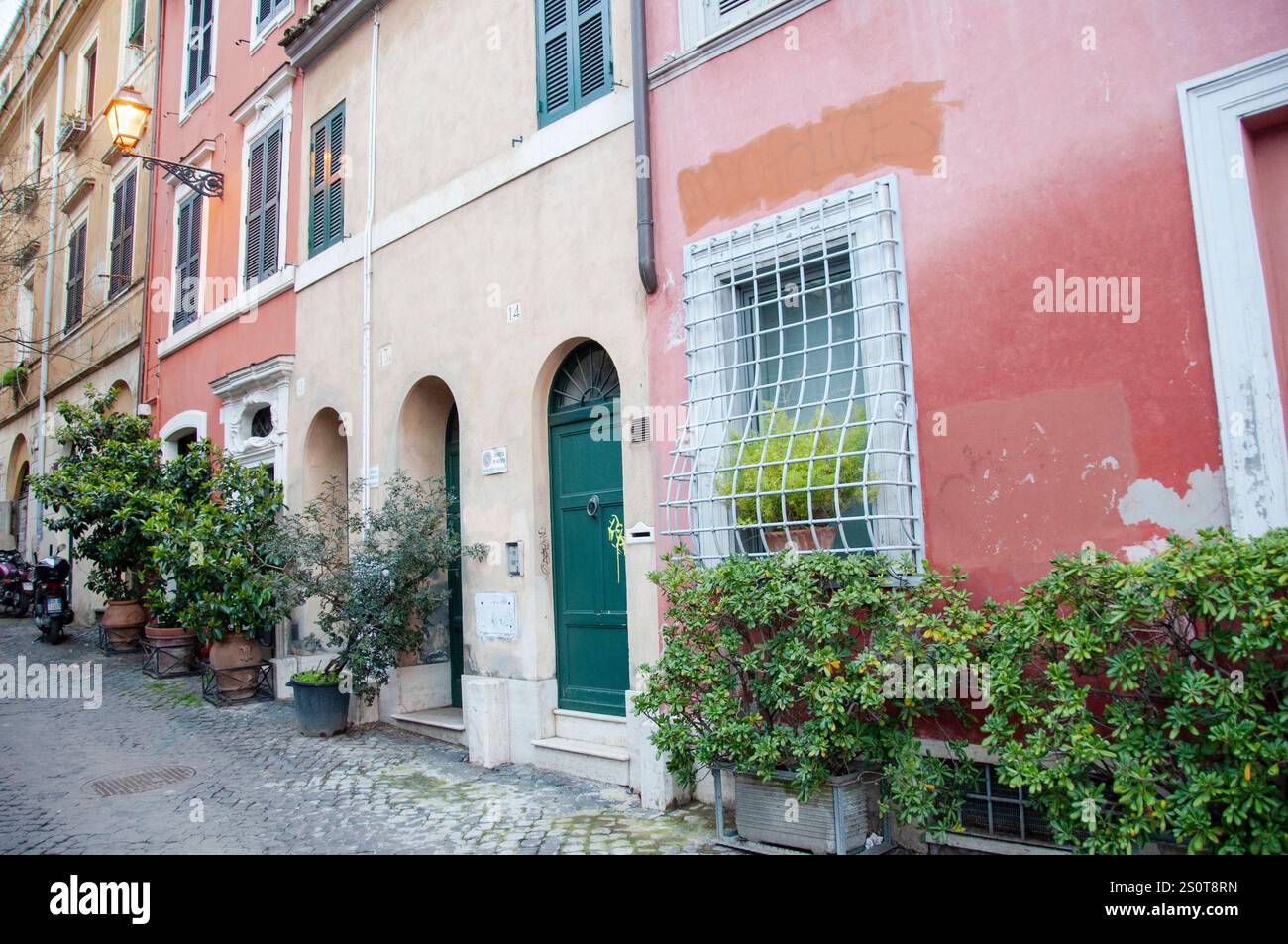 One of the most ancient cities in Europe, ancient Rome has lived ...