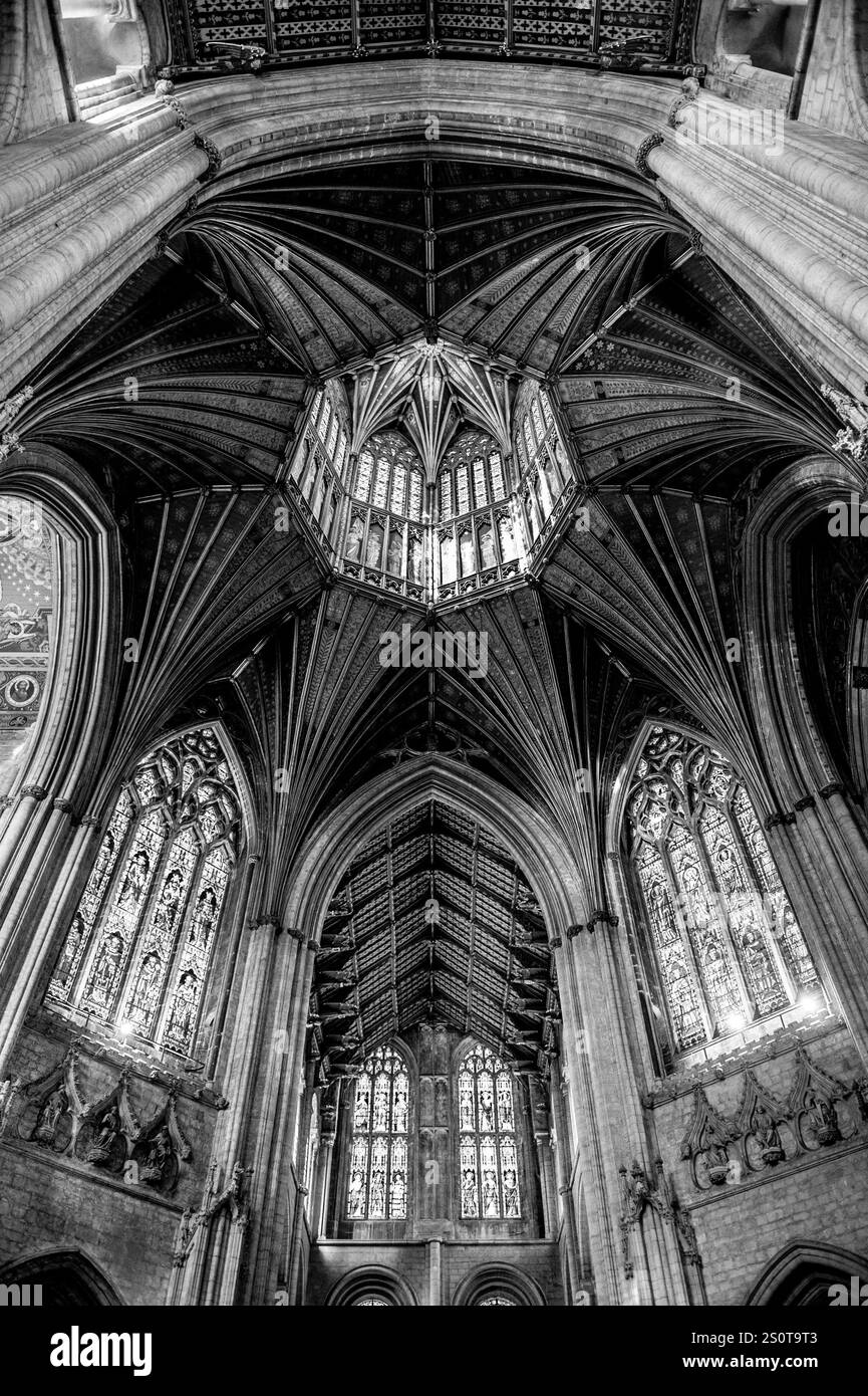 Cathedral church ely Black and White Stock Photos & Images - Alamy