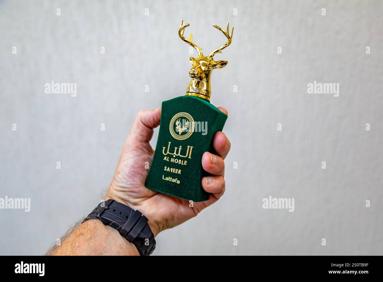 Arabic men's perfume Lataffa Safeer Al Noble Stock Photo - Alamy