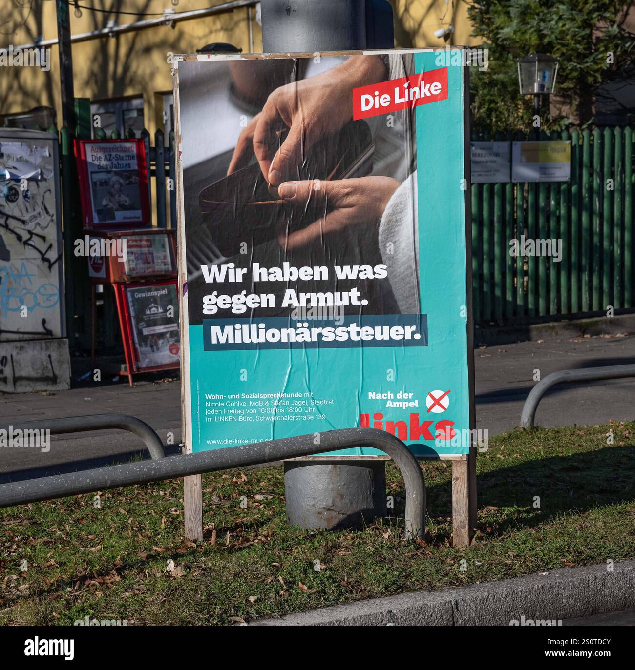 Muenchen GER, Themenbild, Wahlplakate zur Bundestagswahl in Deutschland ...