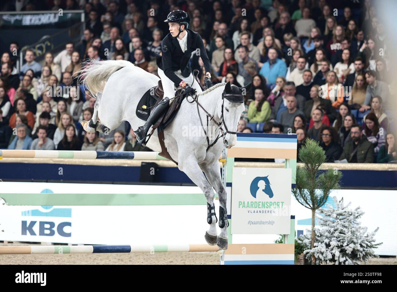 Mechelen, Belgium. 28th Dec 2024. Thibeau Spits of Belgium with King ...