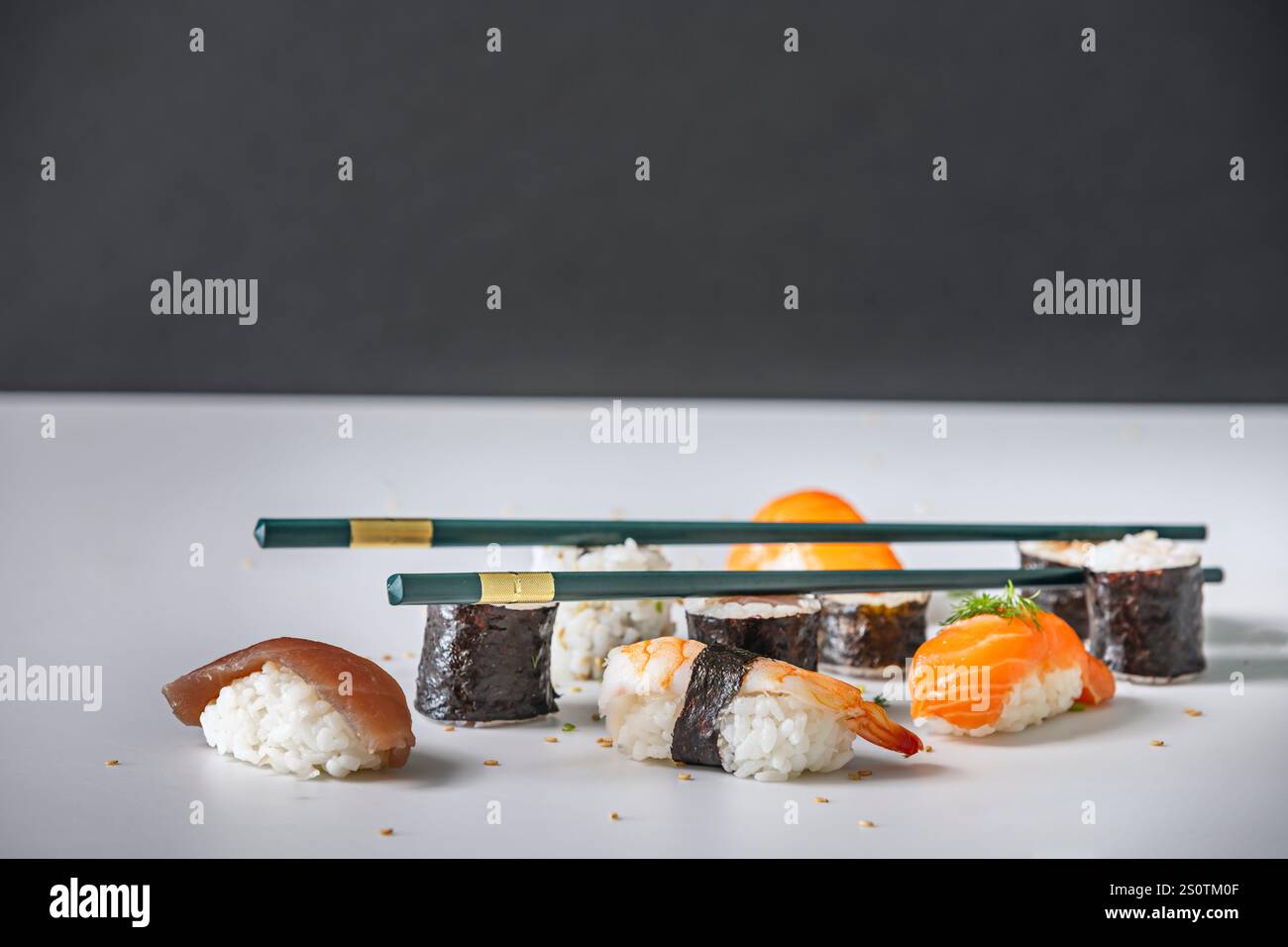 There are several varieties of tuna, such as bluefin tuna and yellowfin ...